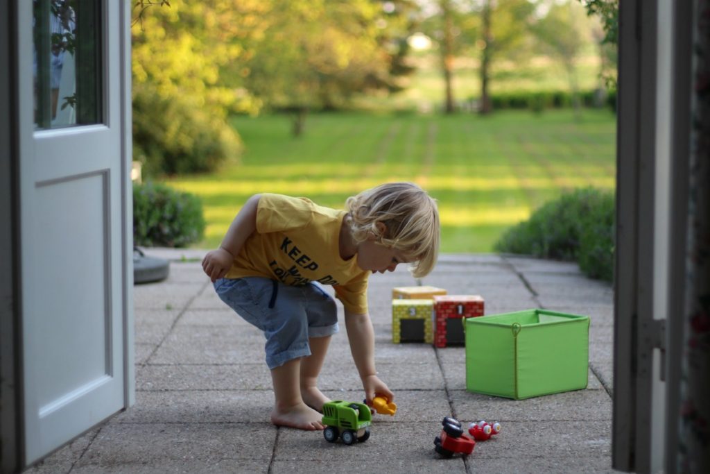 WHAT IT IS LIKE HAVING A TALL CHILD ⋆ scandimummy.com